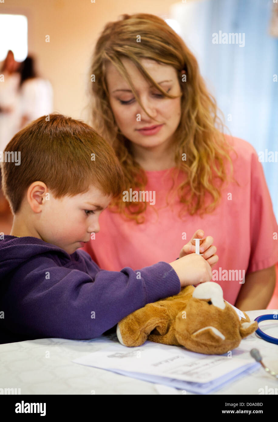 TEDDY BEAR HOSPITAL Stock Photo - Alamy
