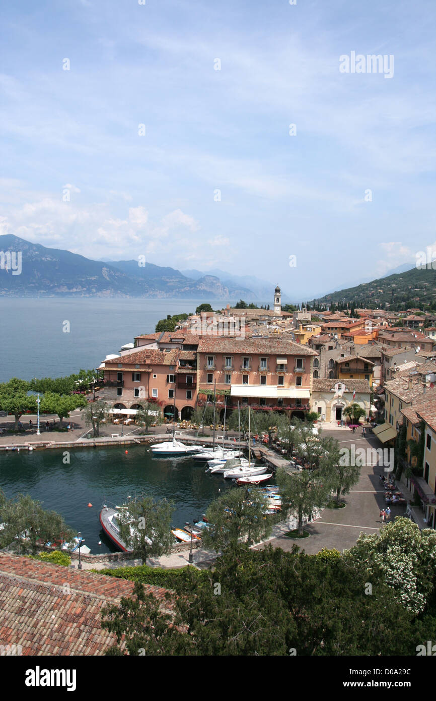 Torri del Benaco Stock Photo - Alamy