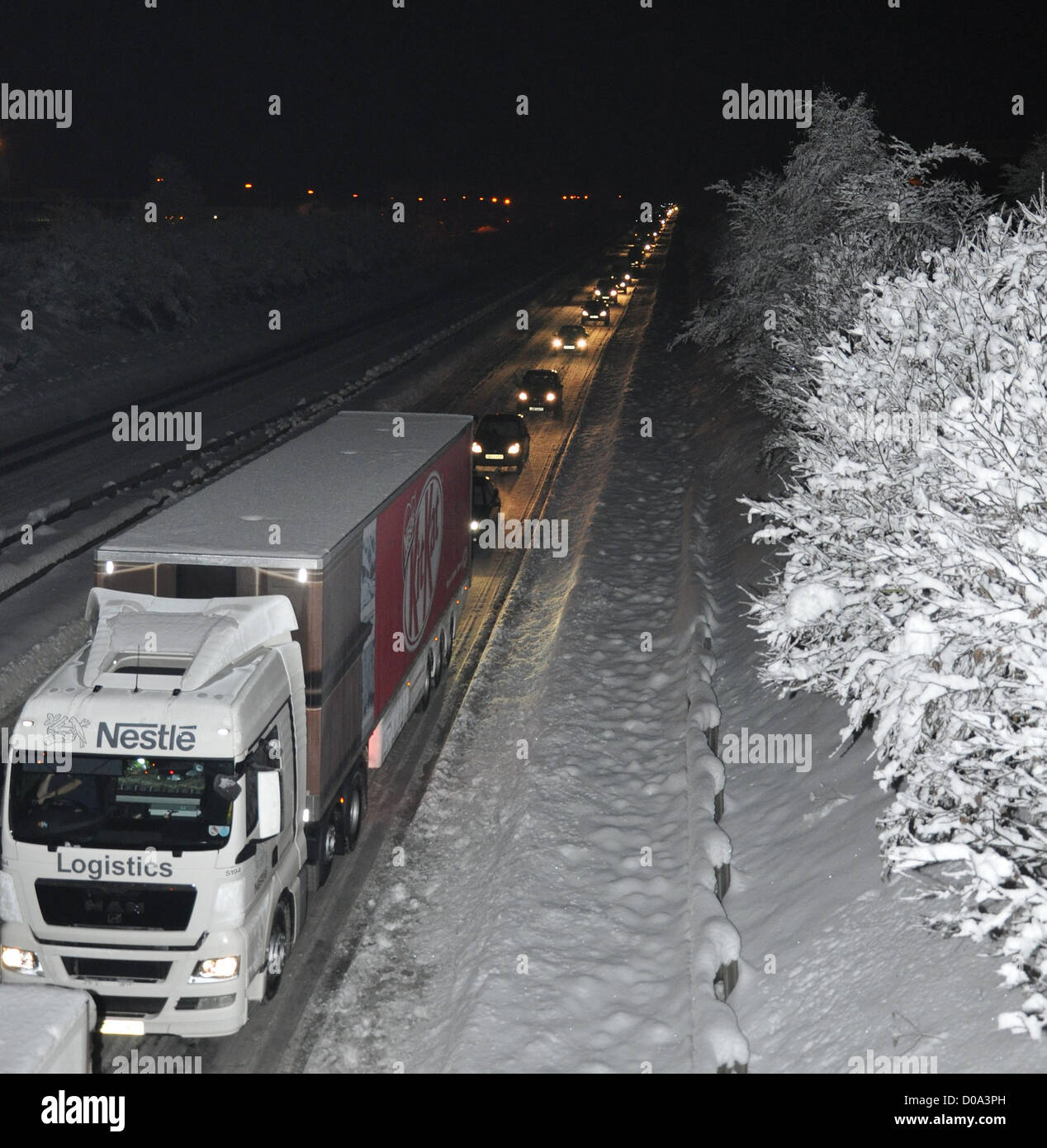 Hundreds of drivers stuck on the swbound motorway of the M8 at Junction ...