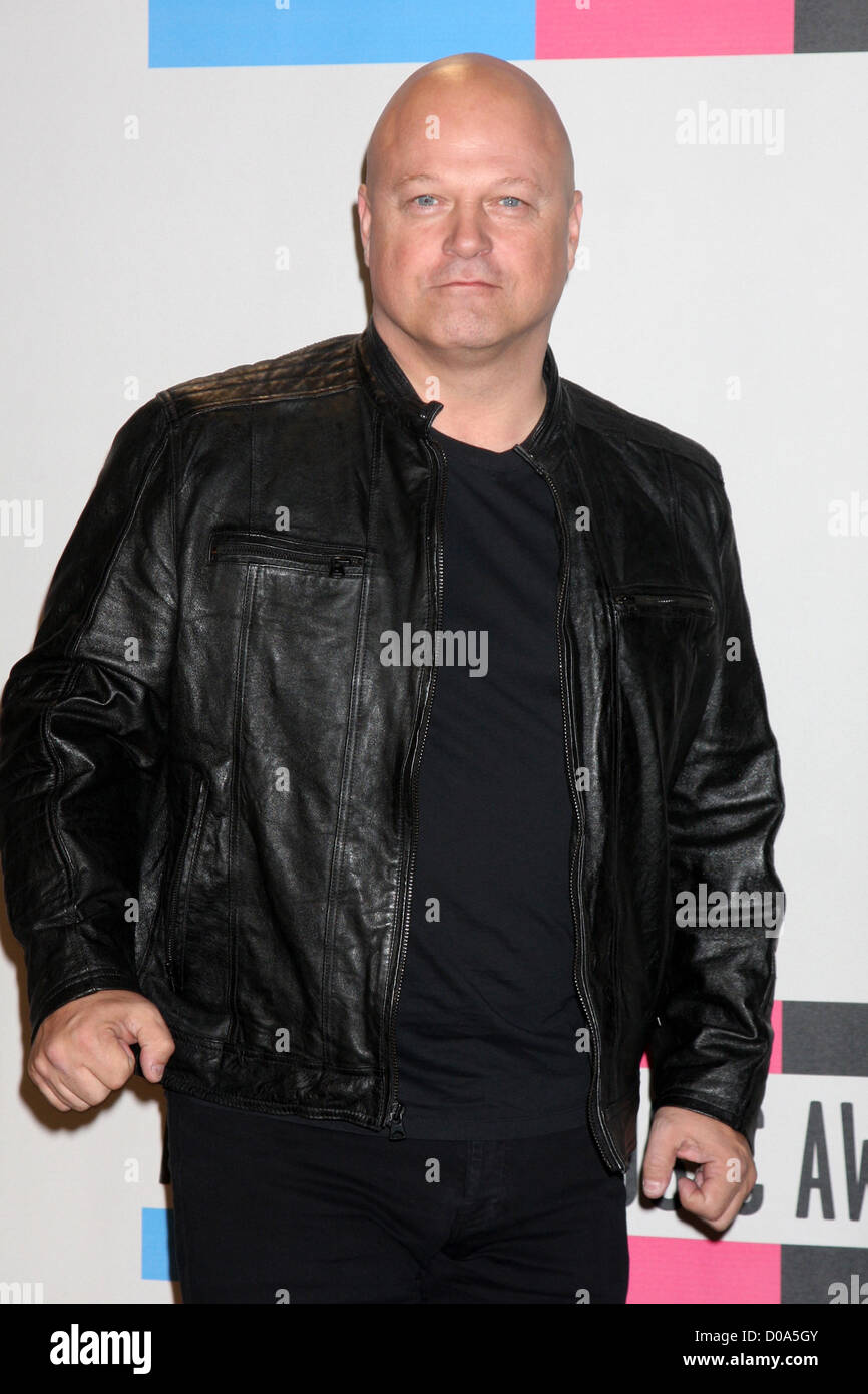 Michael Chiklis 2010 American Music Awards (AMAs) held the Nokia ...
