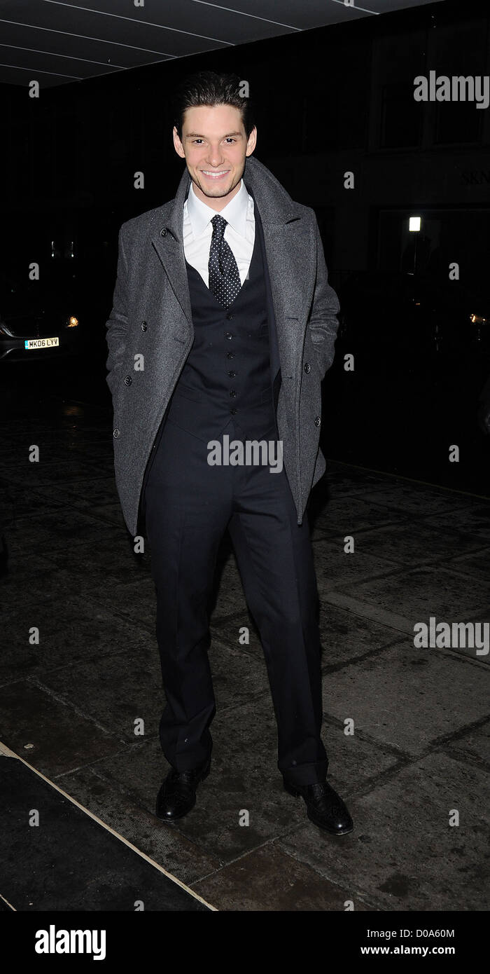 Ben Barnes - Birdsong, Royal Film Performance 2010 The Chronicles Of ...