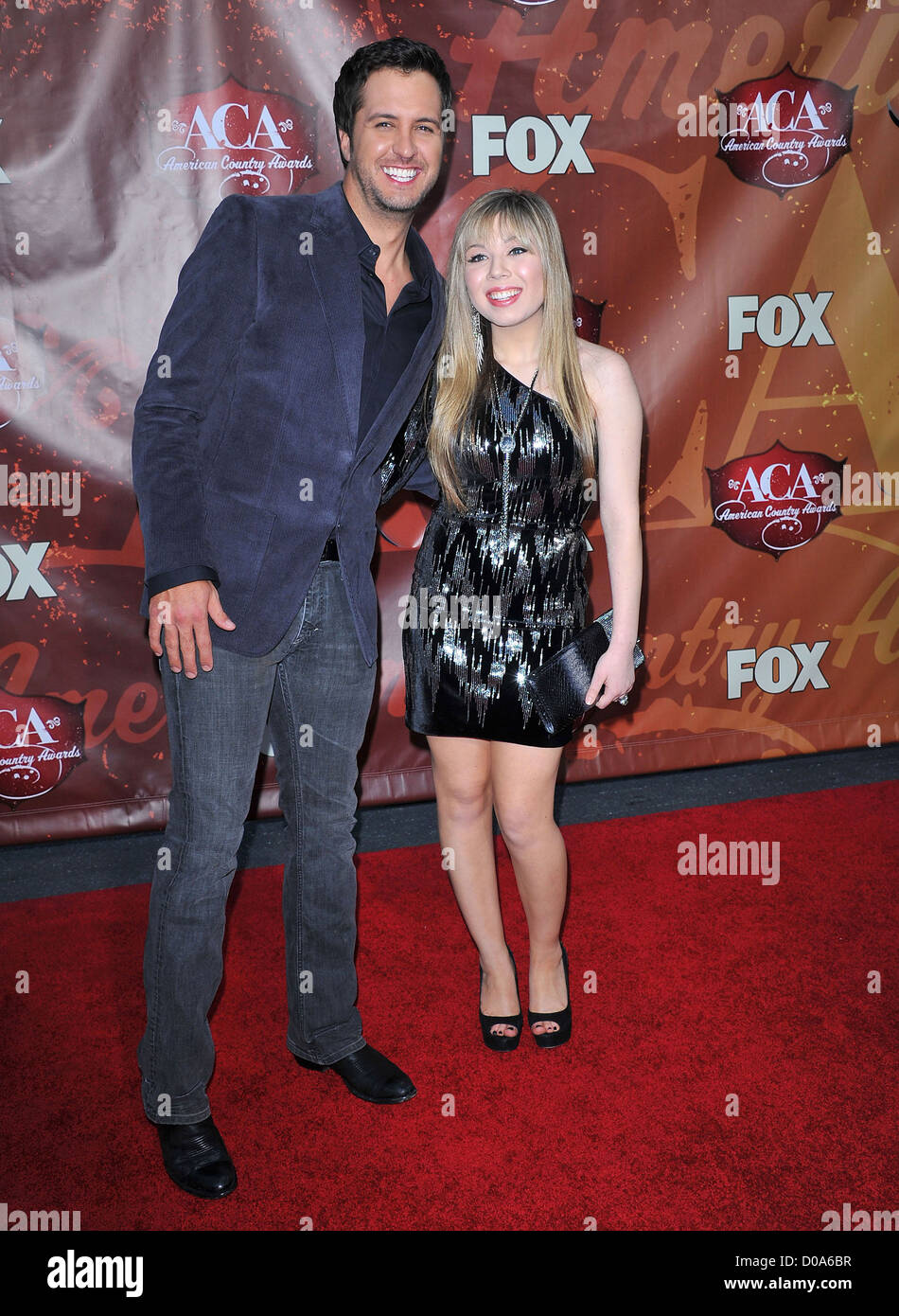 Luke Bryan and Jennette McCurdy The 2010 American Country Awards at MGM ...
