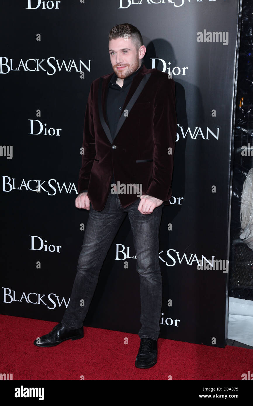 TJ Kelly New York premiere of 'Black Swan' held at Ziegfeld Theatre ...
