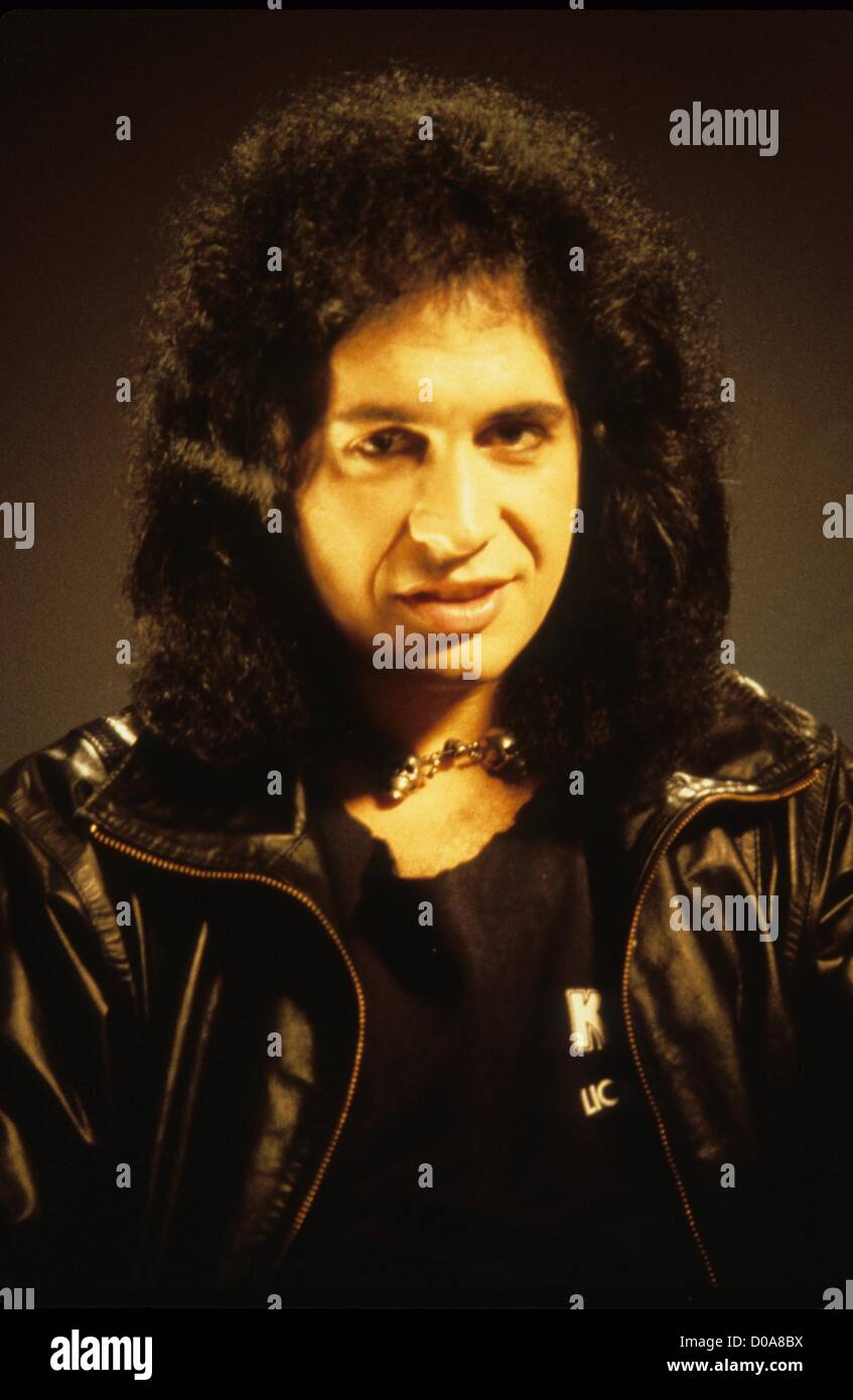 GENE SIMMONS 1985.f0501.KISS.Supplied by Photos, inc.(Credit Image ...
