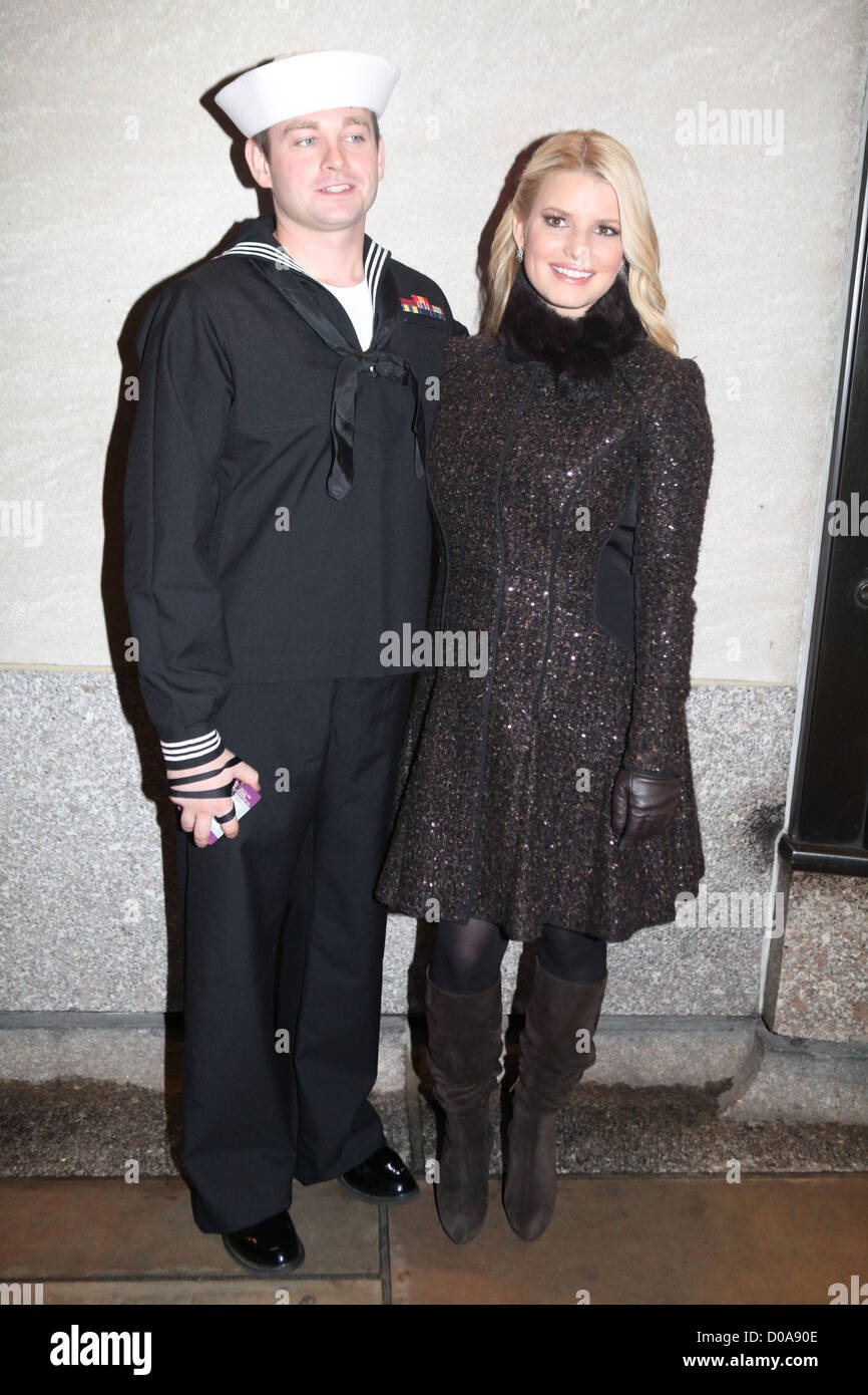 John Britt and Jessica Simpson at the Rockefeller Center Christmas tree ...