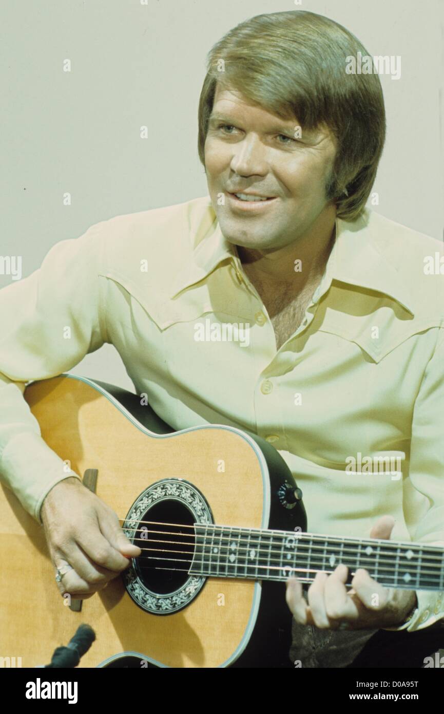 GLEN CAMPBELL.Supplied by Photos, inc.(Credit Image: © Supplied By ...
