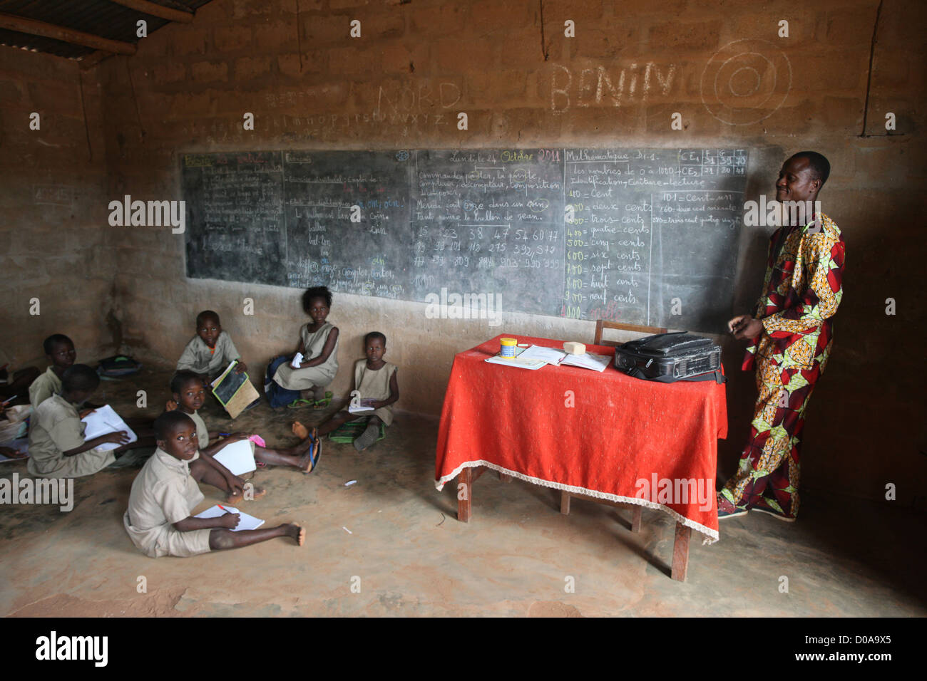 TEACHING IN AFRICA Stock Photo - Alamy