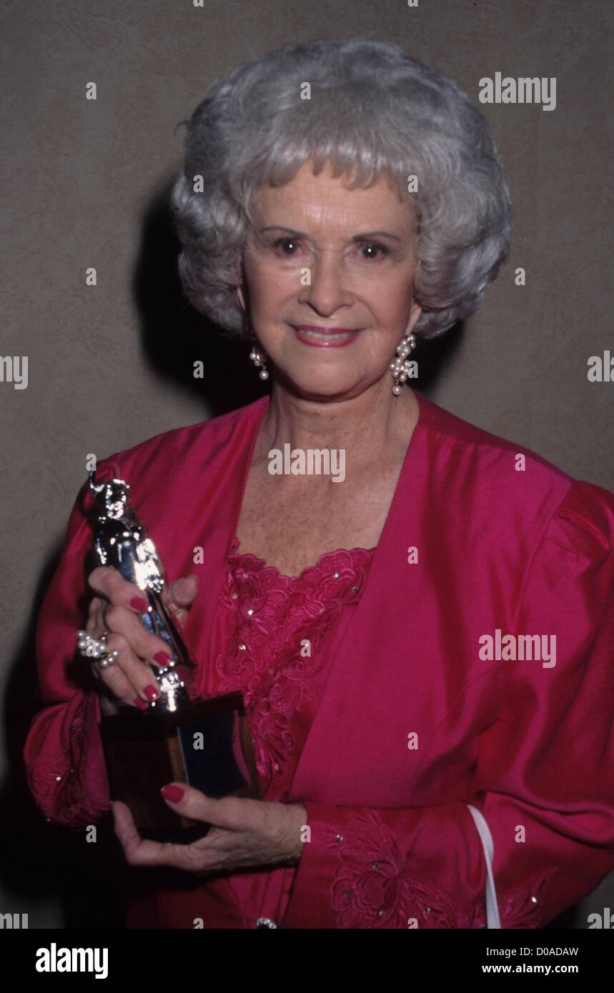 MARY DORR.k3864tr.The 19th International Angel awards 1996.(Credit ...