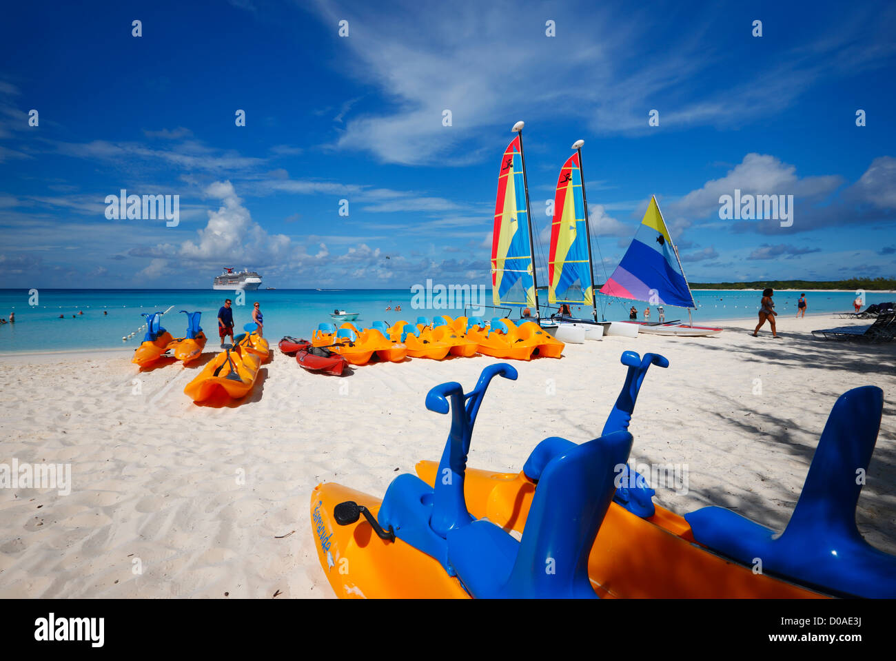 Beach on Half Moon Kay - Bahamas Stock Photo - Alamy