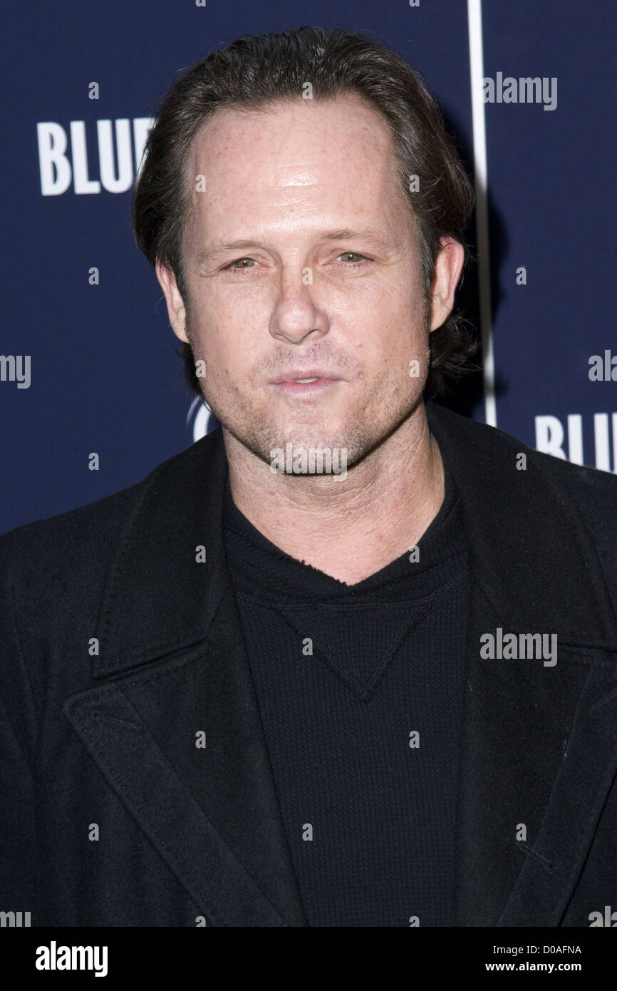 Dean Winters The New York premiere of "Blue Valentine" at The Museum of ...