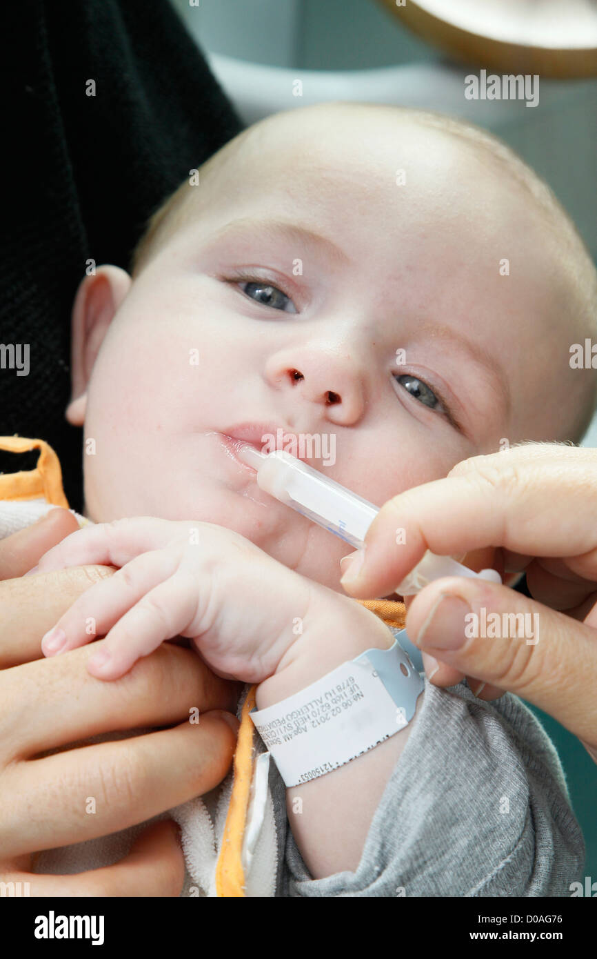 ALLERGY TEST, CHILD Stock Photo - Alamy