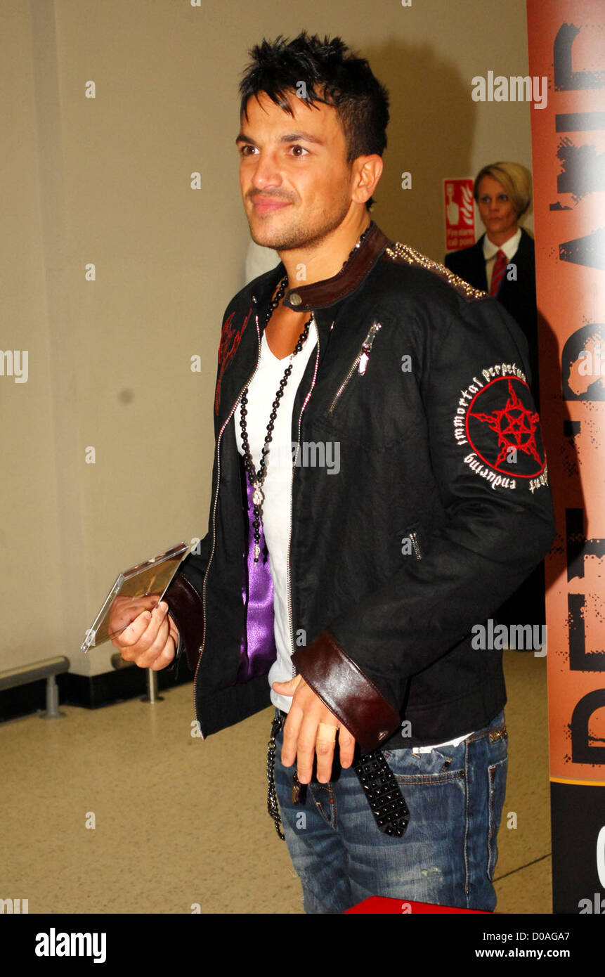 Peter Andre Peter Andre signs copies of his new album 'Accelerate' at ...