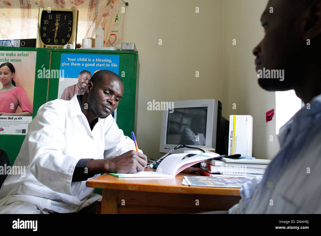 Aids patient male hi-res stock photography and images - Alamy