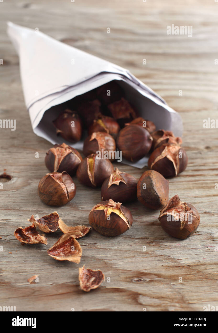 Roasted chestnuts hi-res stock photography and images - Alamy