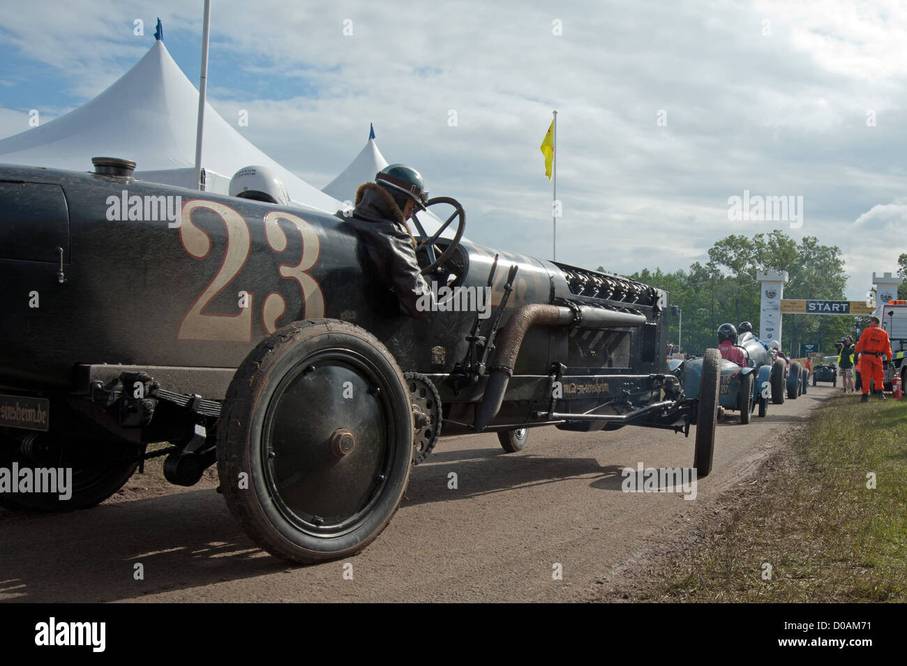 Rally start line hi-res stock photography and images - Alamy