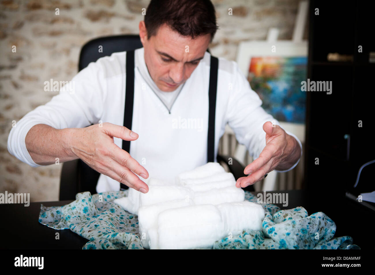 Traditional healer healers hi-res stock photography and images - Alamy