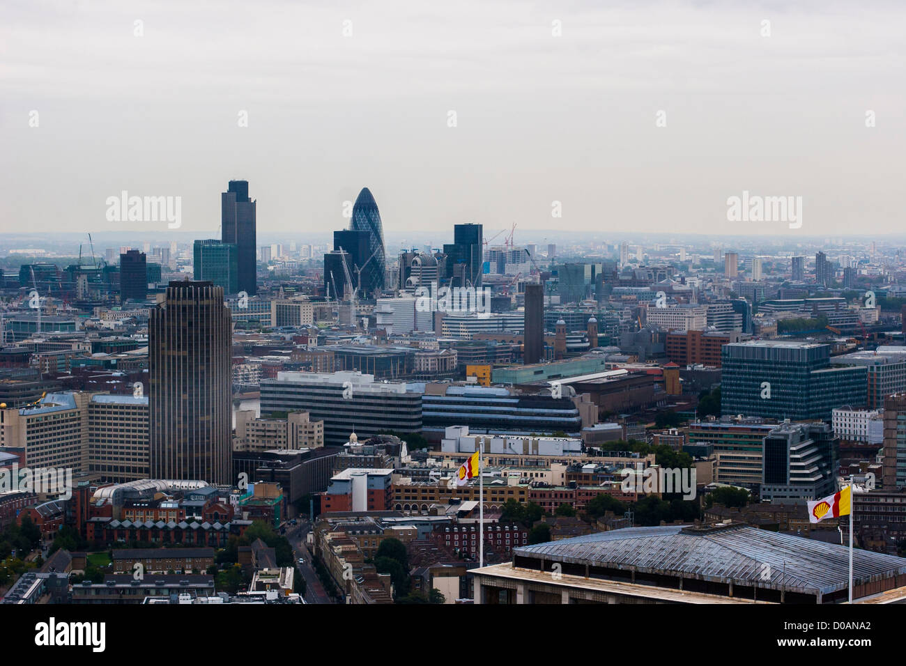 Overcast city view hi-res stock photography and images - Alamy
