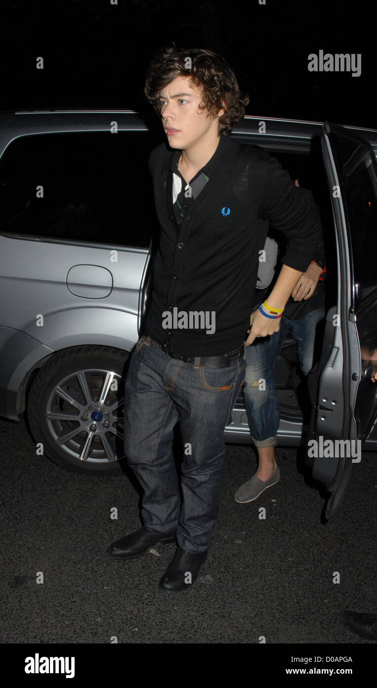 Harry Styles of One Direction X Factor Finalists arrive at Victoria ...