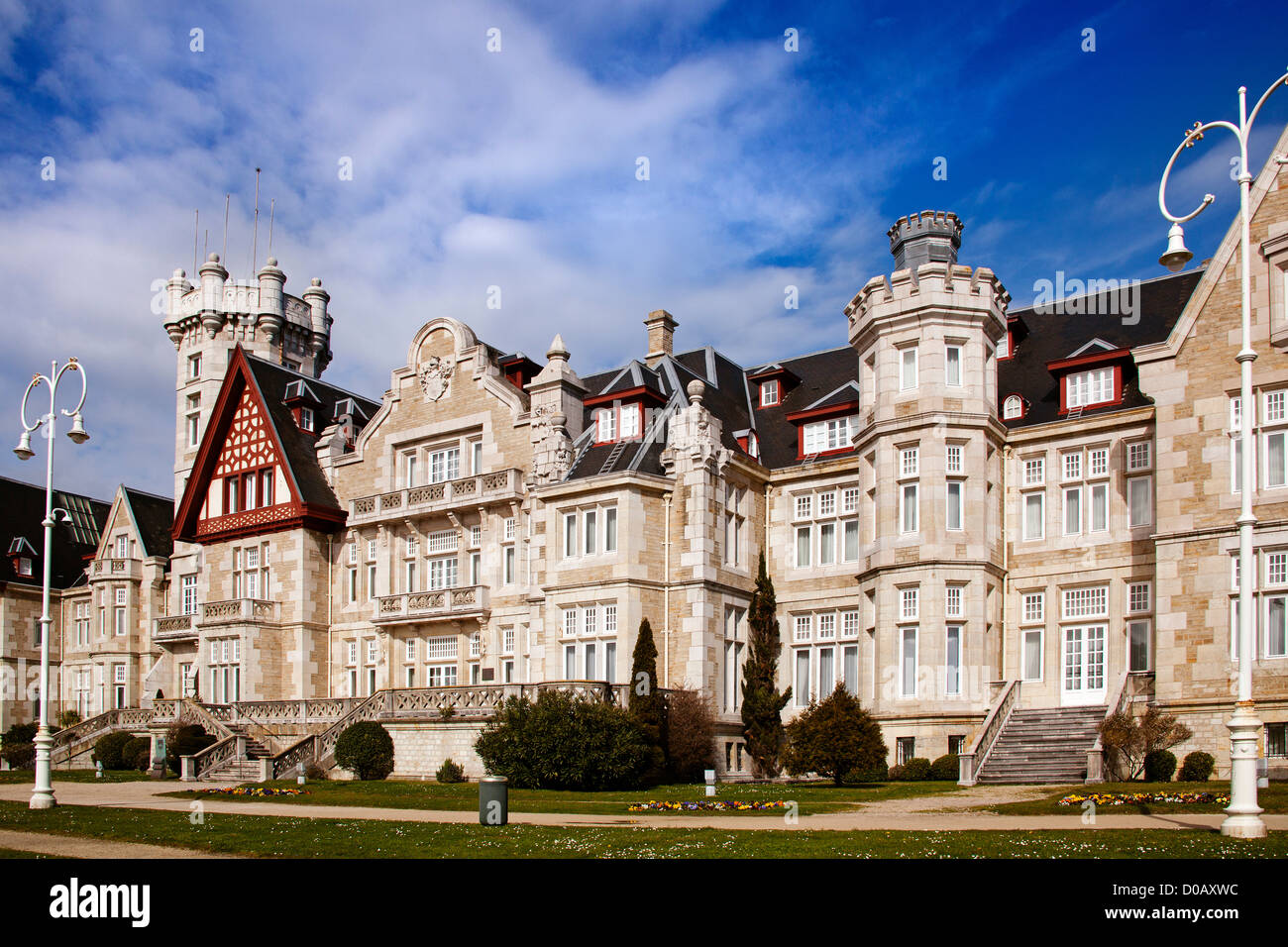 Palacio de la magdalena santander hi-res stock photography and images ...