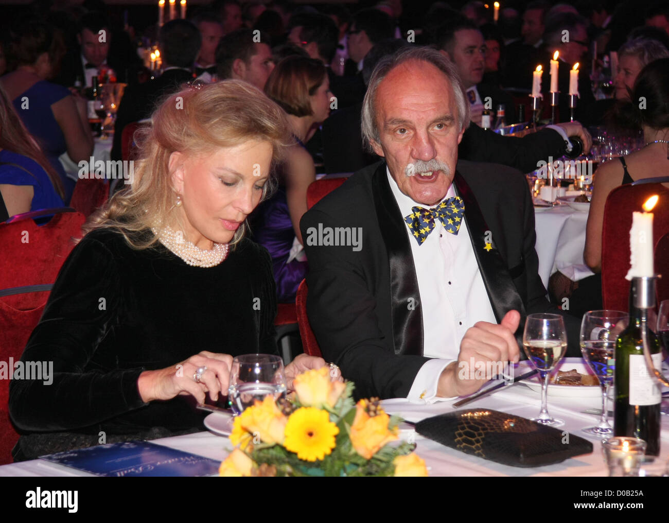 Roger uttley england hi-res stock photography and images - Alamy