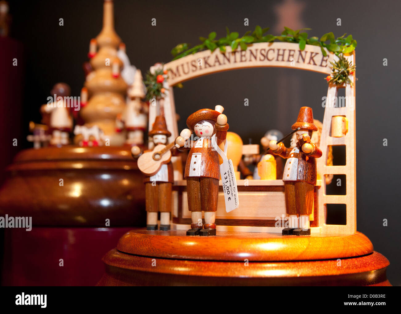 Musical boxes hi-res stock photography and images - Alamy