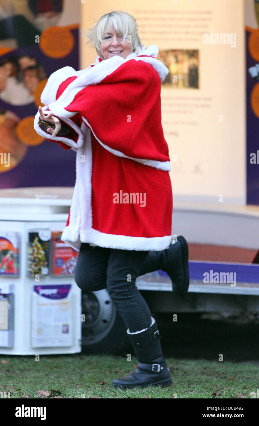 Fern Britton The third annual sponsored Santa Dash in aid of Iain ...