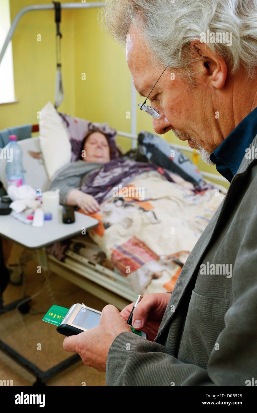 HOME CONSULTATION FOR A WOMAN Stock Photo - Alamy