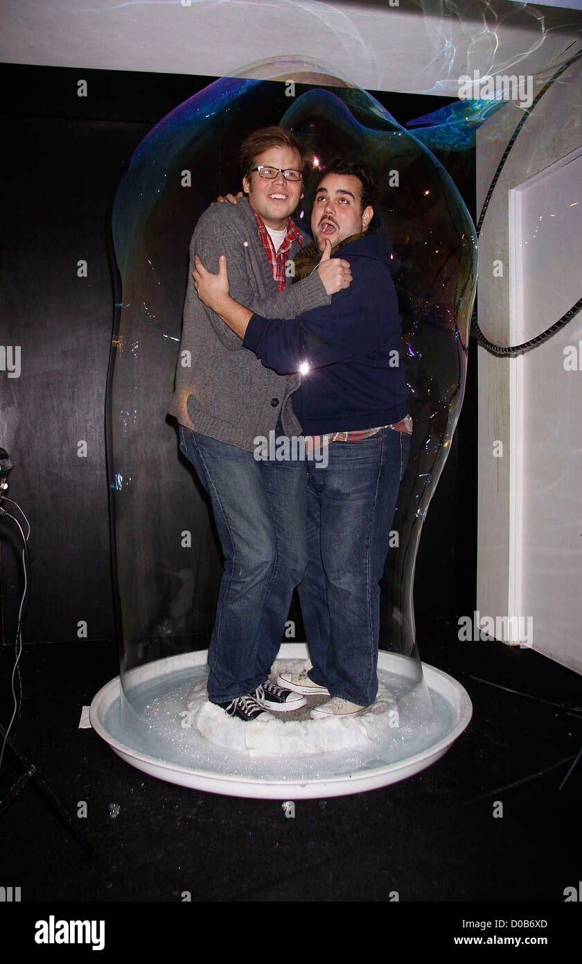 Jeff Hiller and Greg Hildreth Cast members from the Broadway musical ...