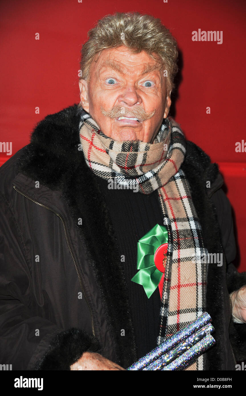 Rip taylor hi-res stock photography and images - Alamy