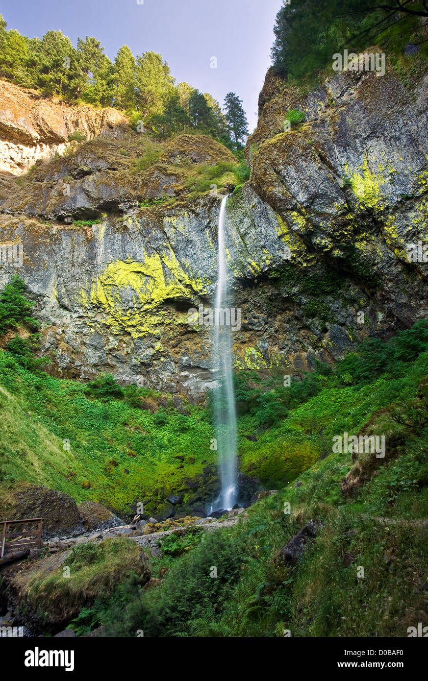 Elowah Falls in Summer, on the Oregon side of the Columbia River Gorge ...