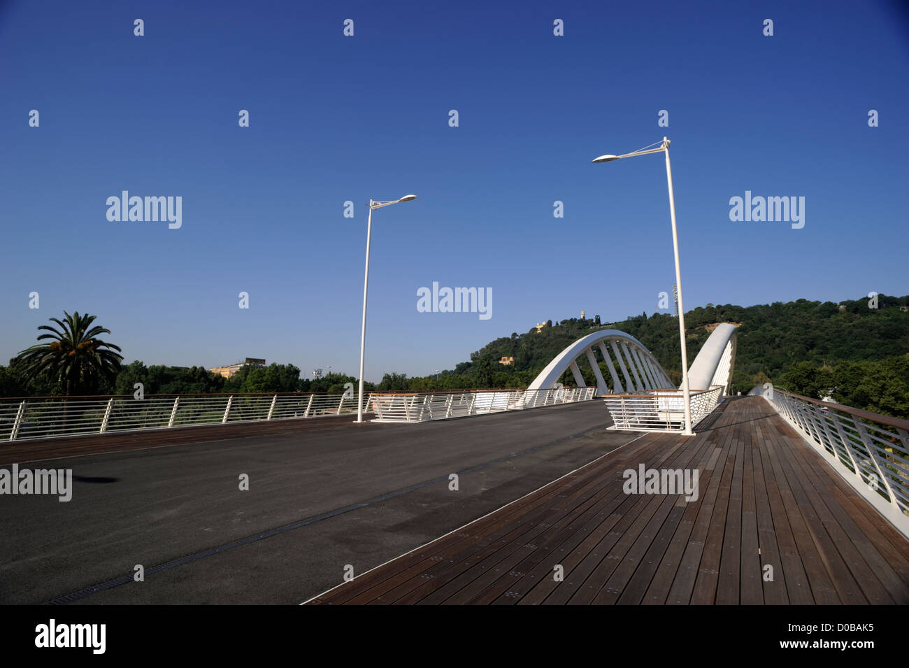 Pedestrian bridges footbridges hi-res stock photography and images - Alamy