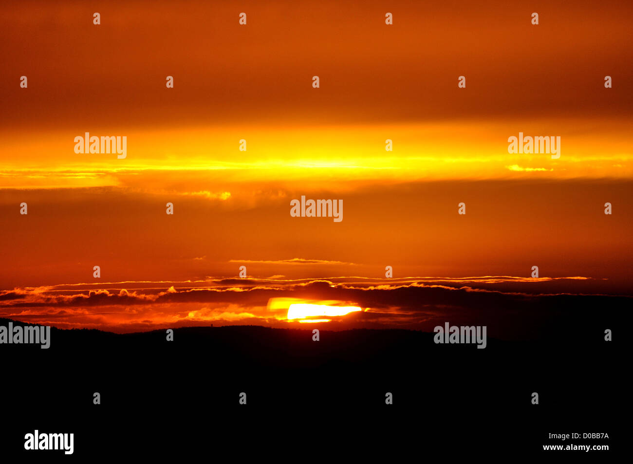Nice sunset hi-res stock photography and images - Alamy