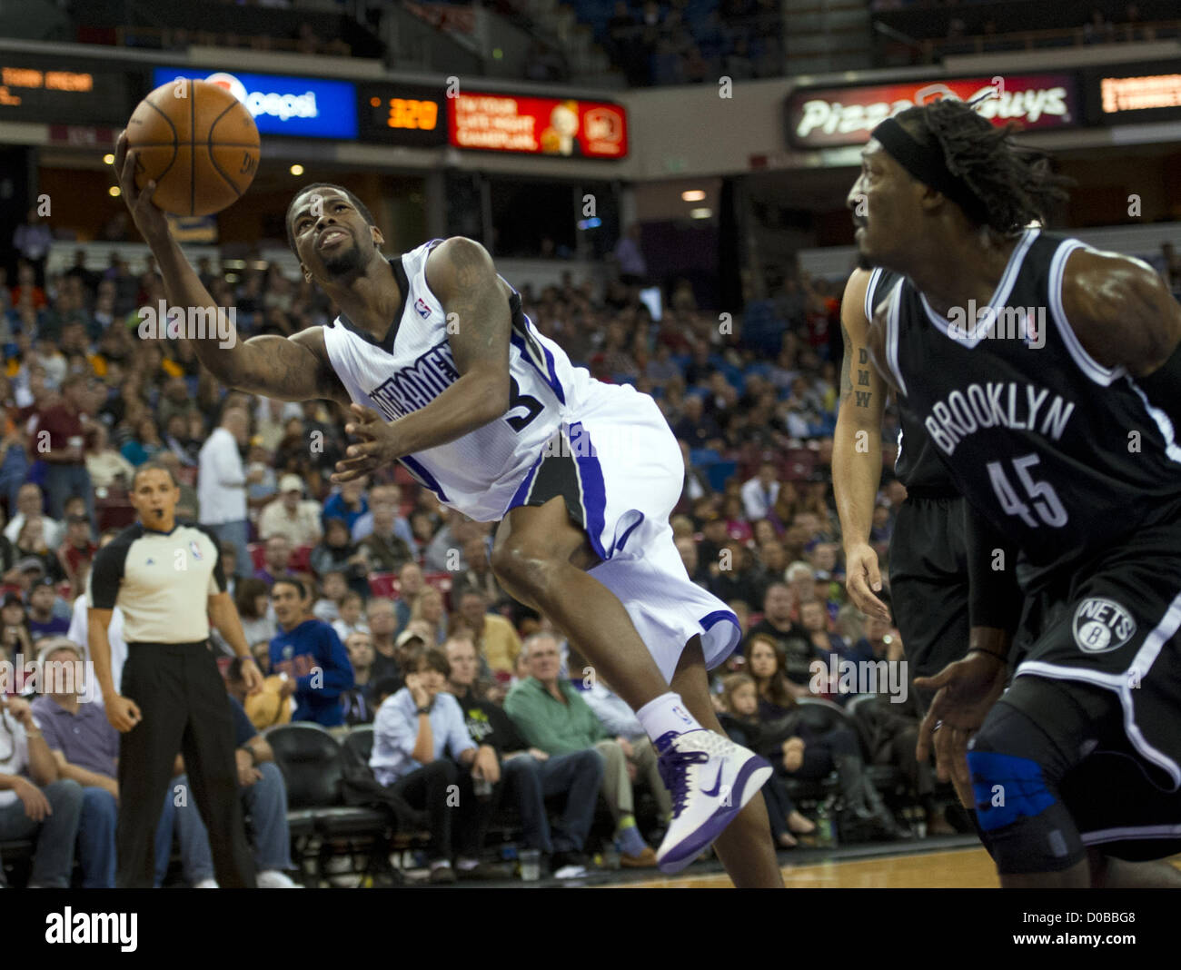 Nov. 18, 2012 - Sacramento, California, U.S. - Sacramento Kings point ...