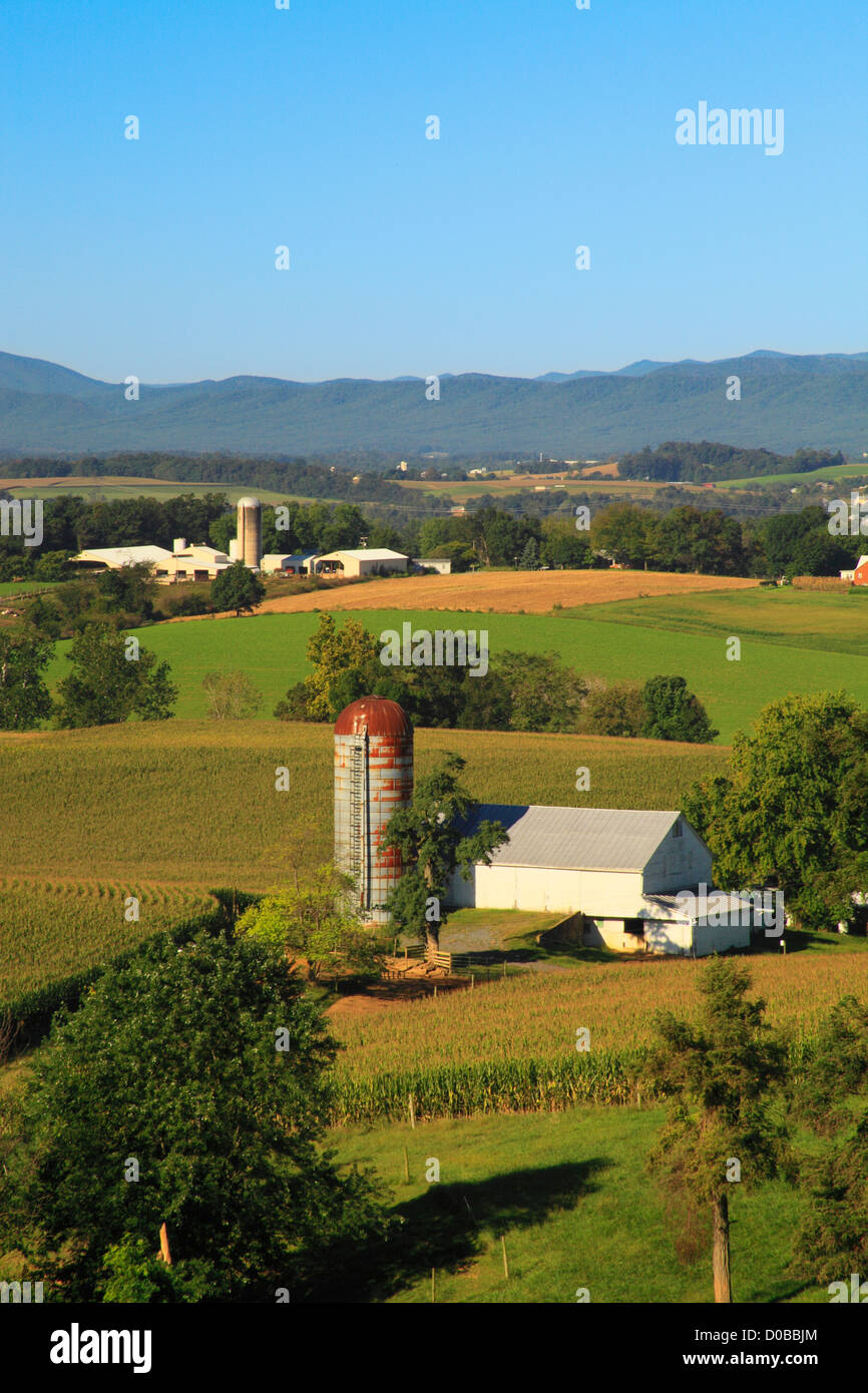 Farm barns usa hi-res stock photography and images - Alamy