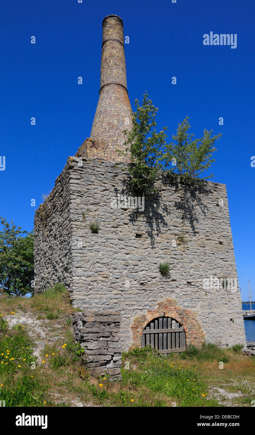 Old lime kilns hi-res stock photography and images - Alamy