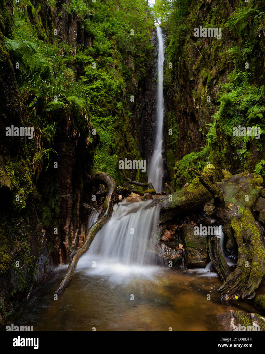 English waterfall hi-res stock photography and images - Alamy
