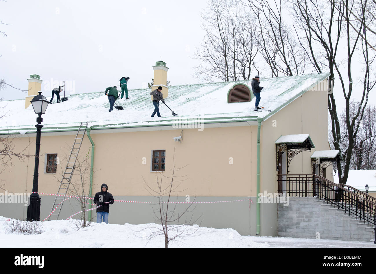 Moscow People Snow High Resolution Stock Photography and Images - Alamy