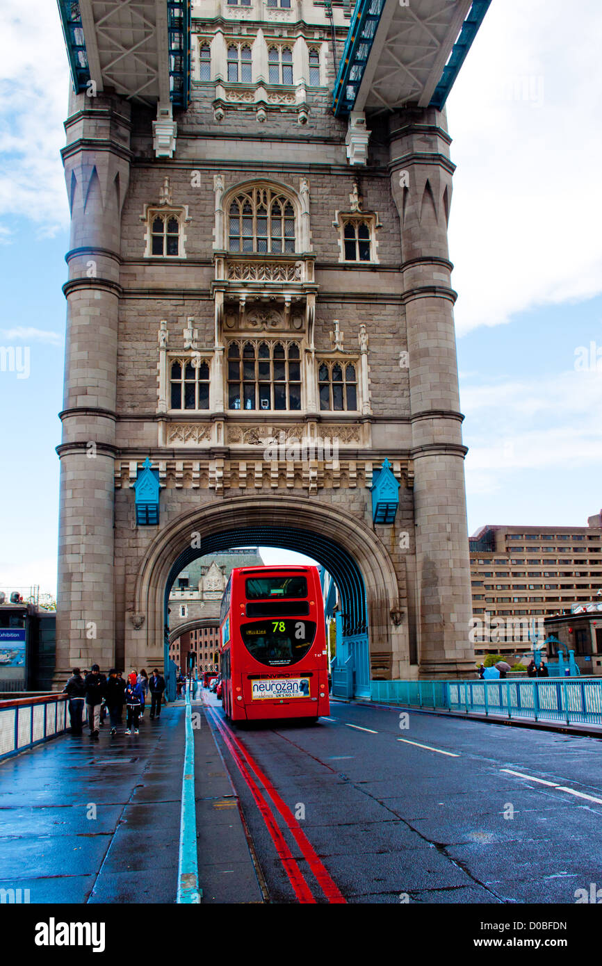 Double decker bus on tower bridge hi-res stock photography and images ...