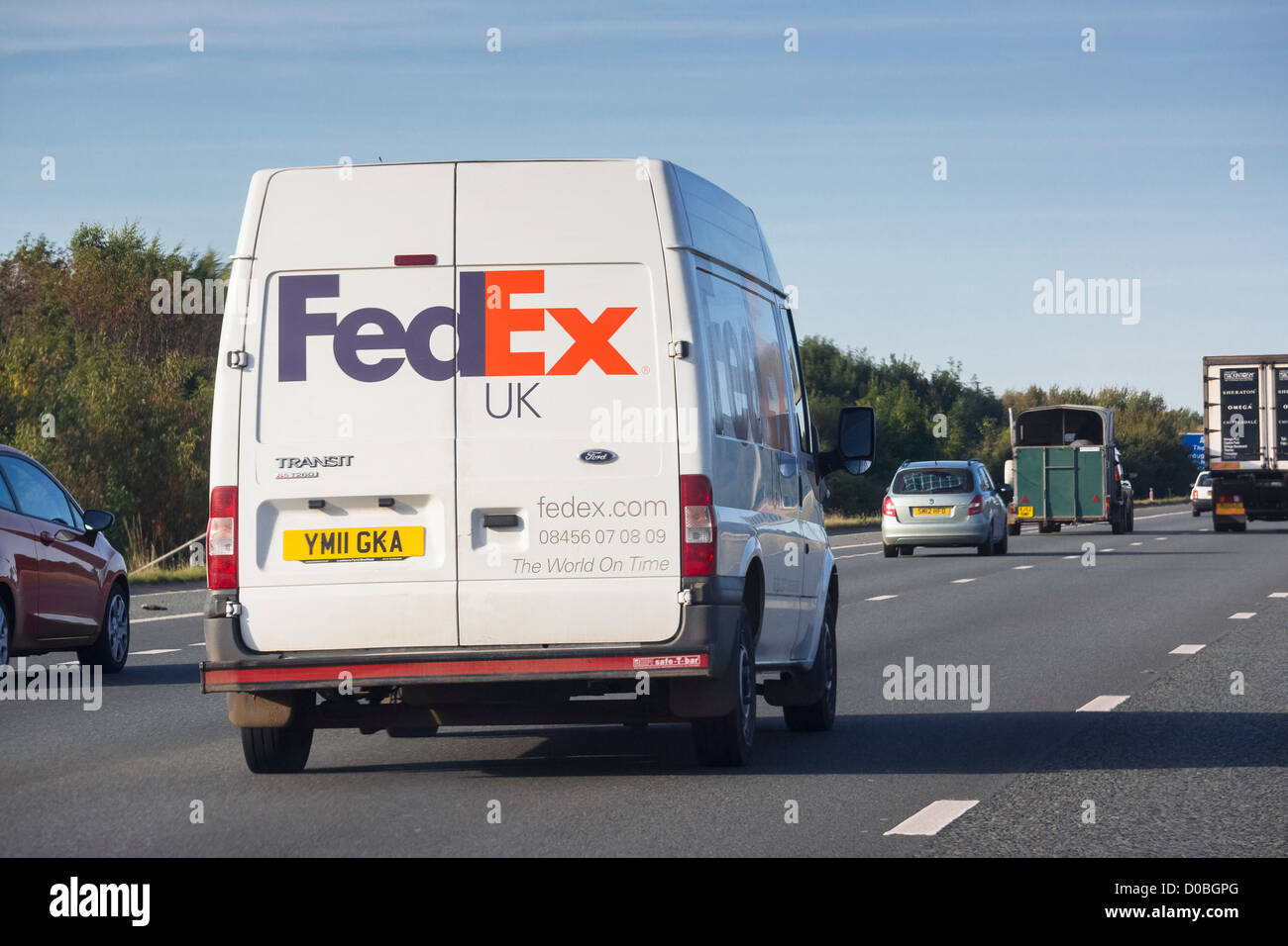 Fedex uk hi-res stock photography and images - Alamy