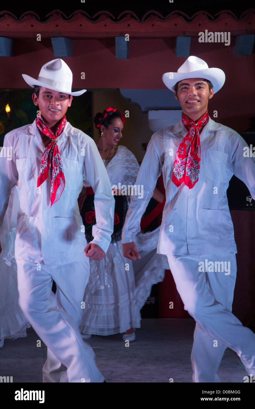 Mexican Traditional Folk, Dancing, Puerto Vallarta, Jalisco, Mexico ...