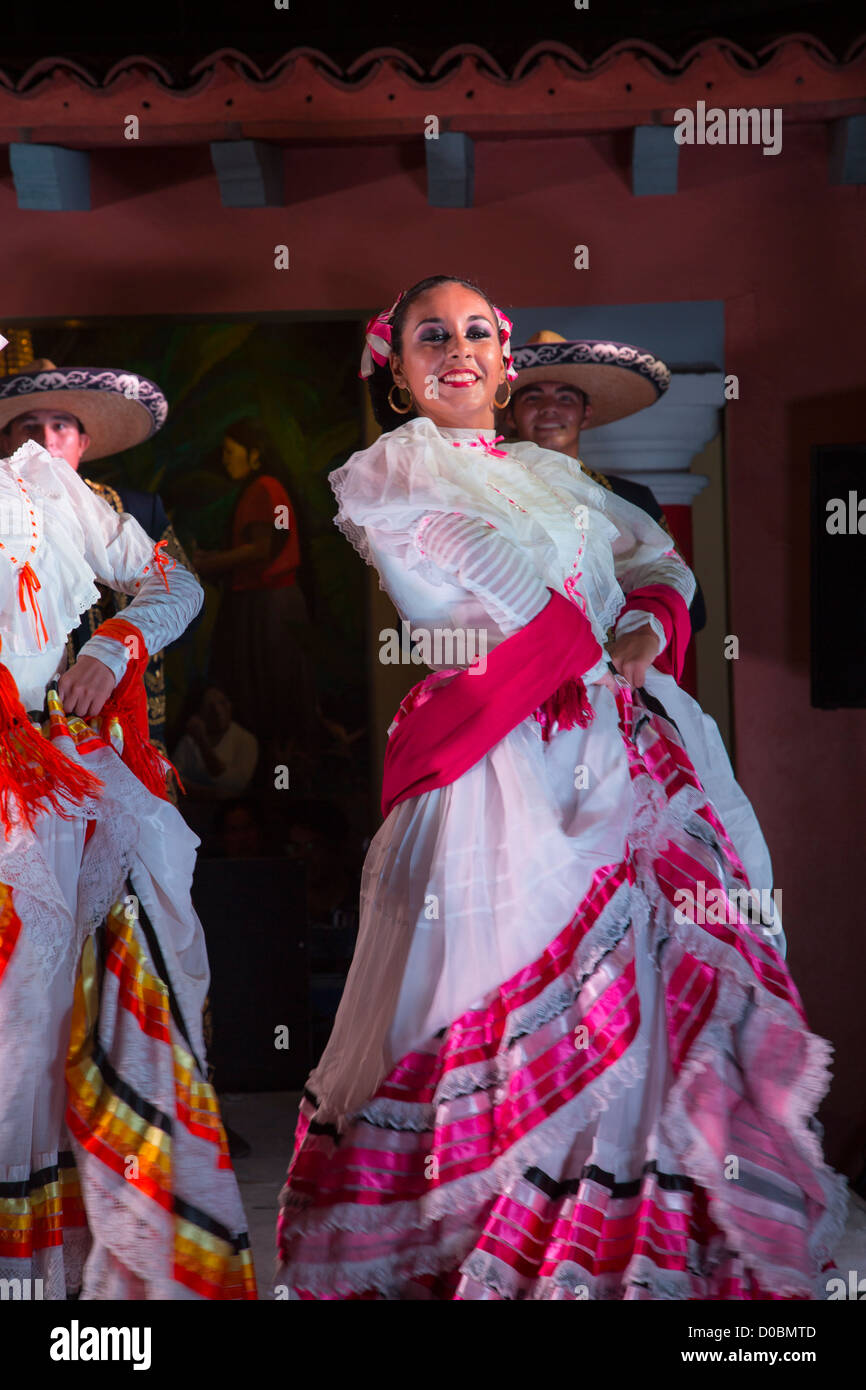 Mexican Traditional Folk, Dancing, Puerto Vallarta, Jalisco, Mexico ...