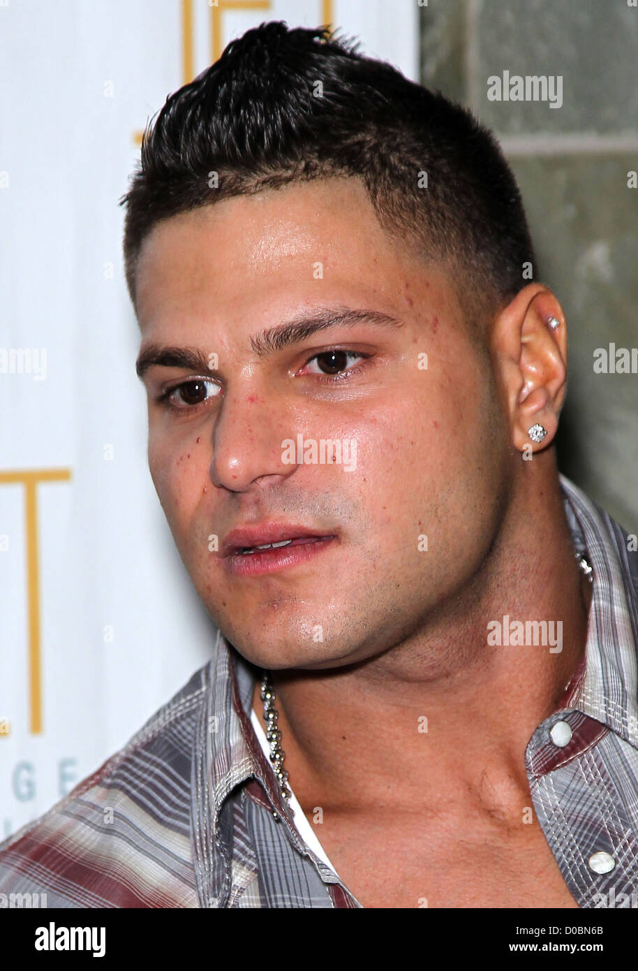 Ronnie Magro Jersey Shore Star Ronnie Magro celebrates his 24th ...