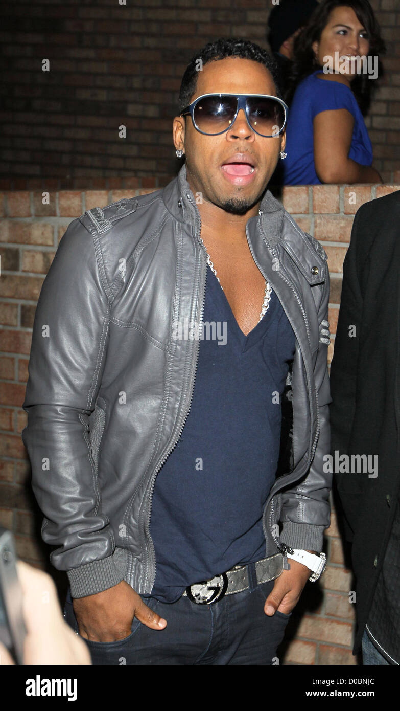 Bobby V aka Bobby Valentino arriving prior to his performance at the ...