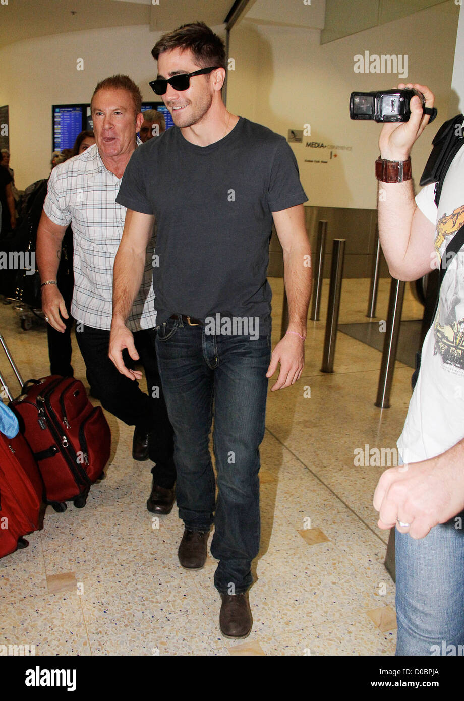 Jake Gyllenhaal arrives at Sydney International Airport ahead of the ...