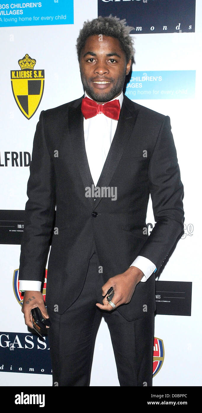 Alex Song Fashion