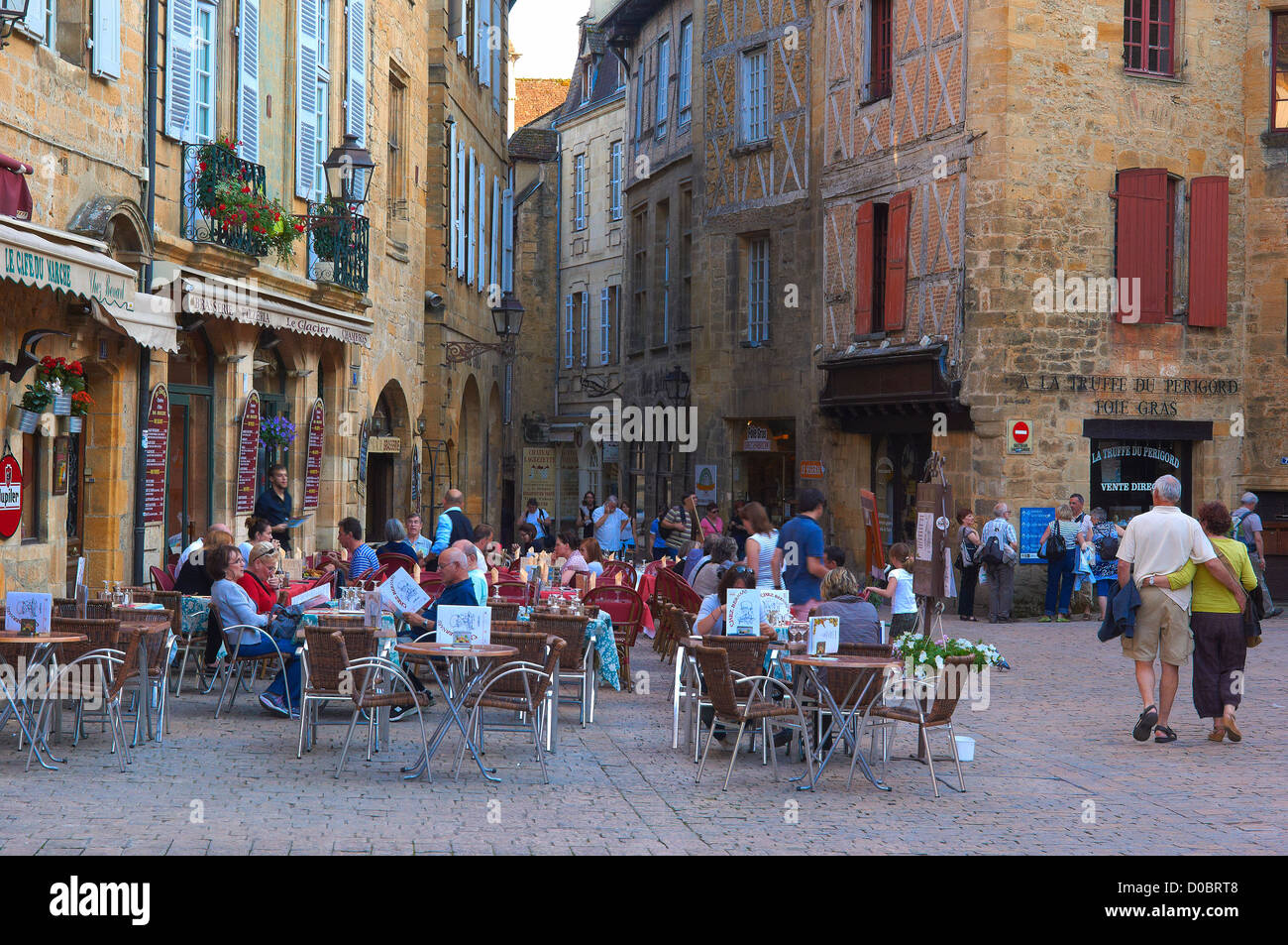 Sarlat, Dordogne, Old Town,Perigord Noir, Dordogne Valley, Sarlat la ...