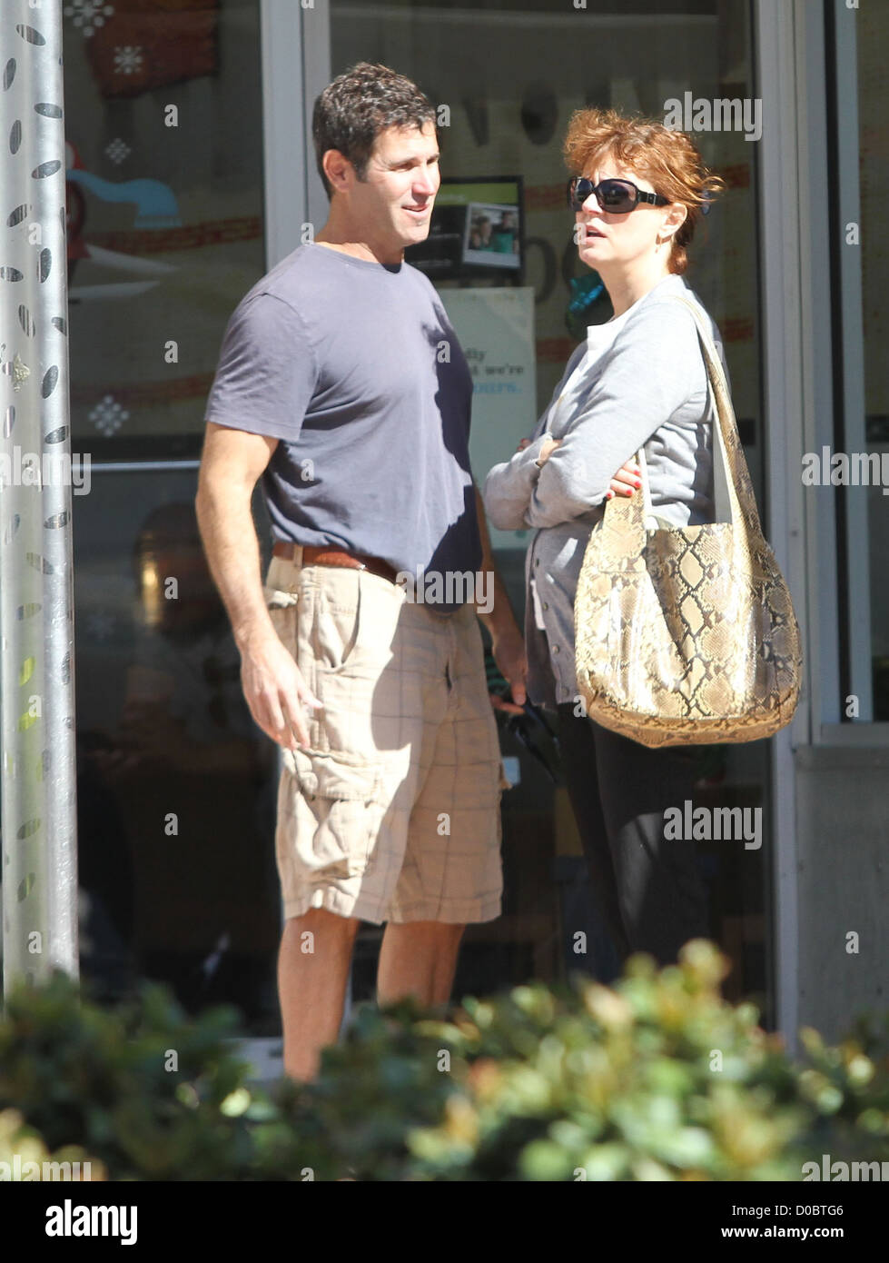 Susan Sarandon Strand Thelma & Louise Star Susan Sarandon, 75, Stuns