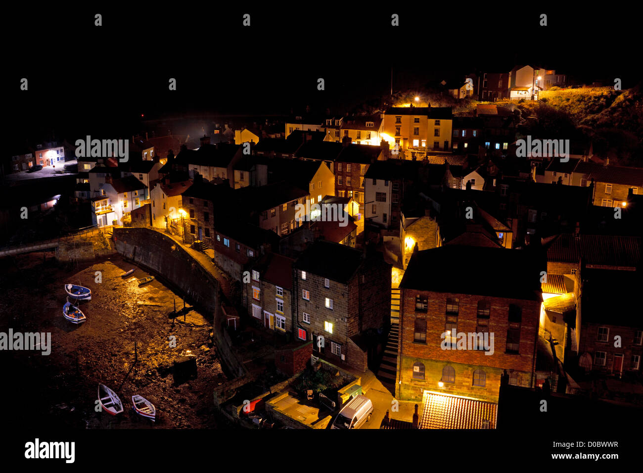 British rooftops twilight hi-res stock photography and images - Alamy