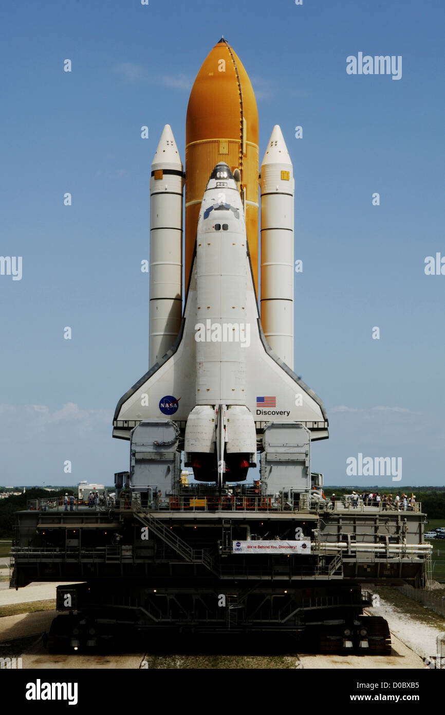 Space Shuttle Discovery Begins Her Historic Return to Flight Stock ...