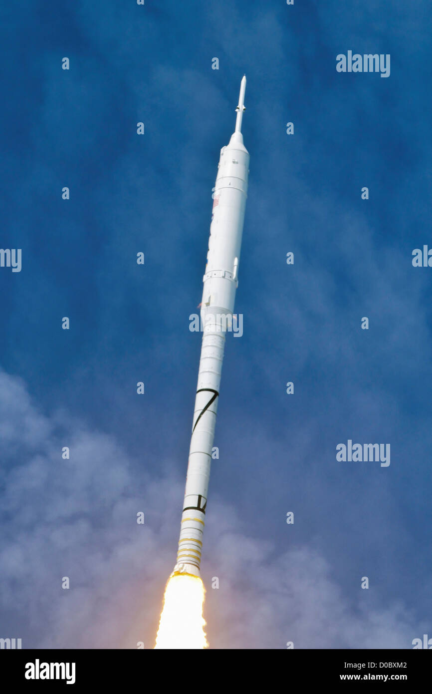 Ares I-X -- First Flight of a New Moon Rocket Stock Photo - Alamy